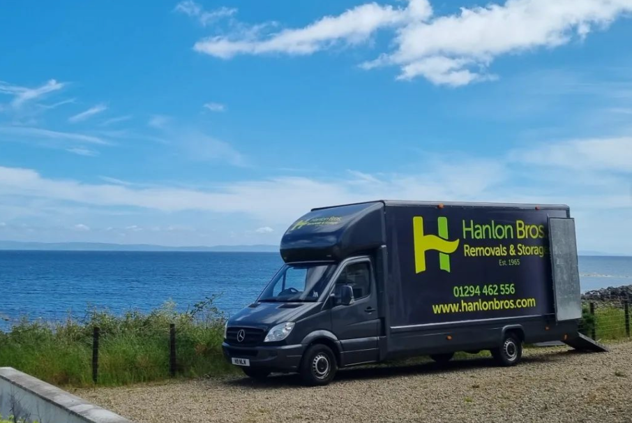 How to Pack Your Moving Day Essentials Box - Learn More – HanlonBros